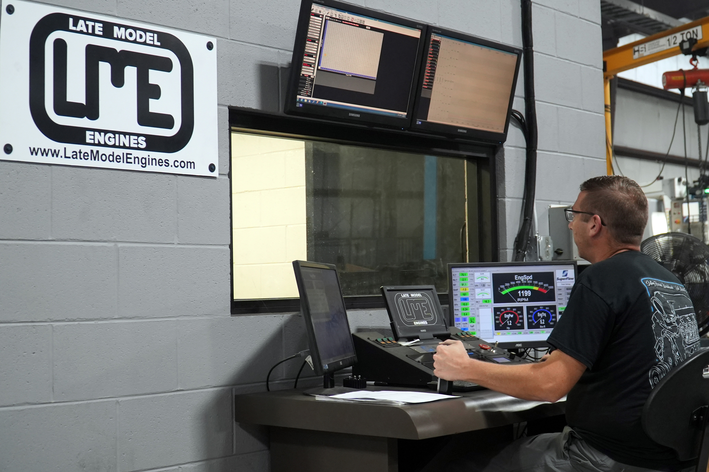Project Bosszilla Gets A CNC Head Start From Late Model Engines